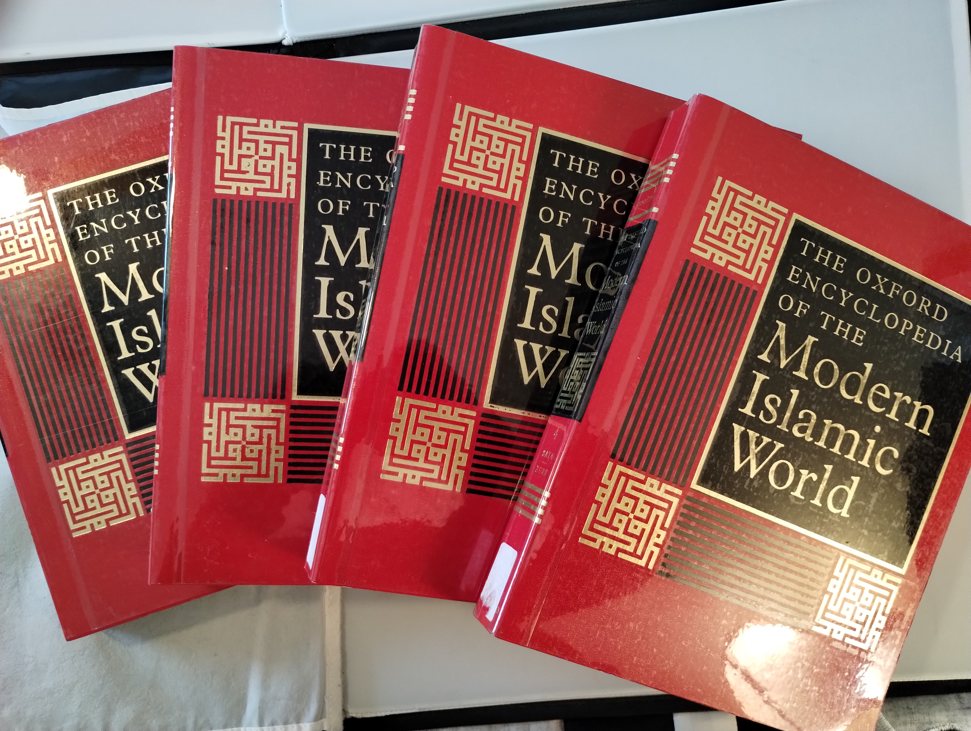 THE OXFORD ENCYCLOPEDIA OF THE MODERN ISLAMIC WORLD [ COMPLETE 4 VOL SET ]